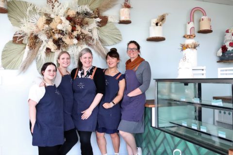 Beautiful, Memorable & Delicious Custom Cakes - Sweet Bites Cakes ...